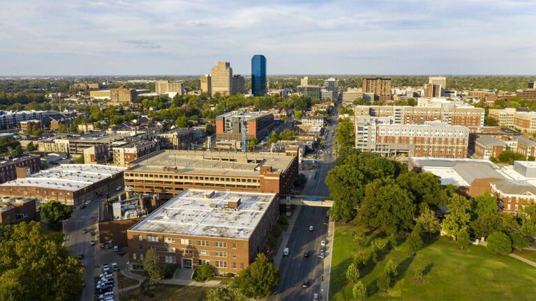 Cash Home Buyers in Lexington: Top 7 Companies in 2026